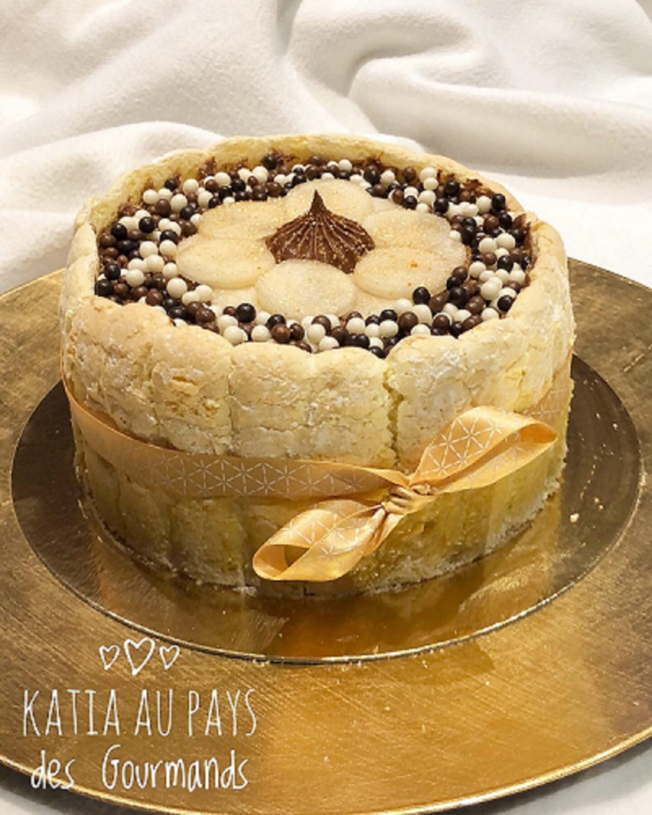 Charlotte aux poires et chocolat - Katia au Pays des Gourmands